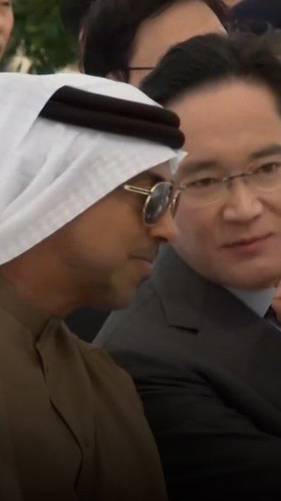 만수르 옆 이재용 웃었다…삼성이 찜한 'UAE 야심작' 뭐길래 | ZUM TV