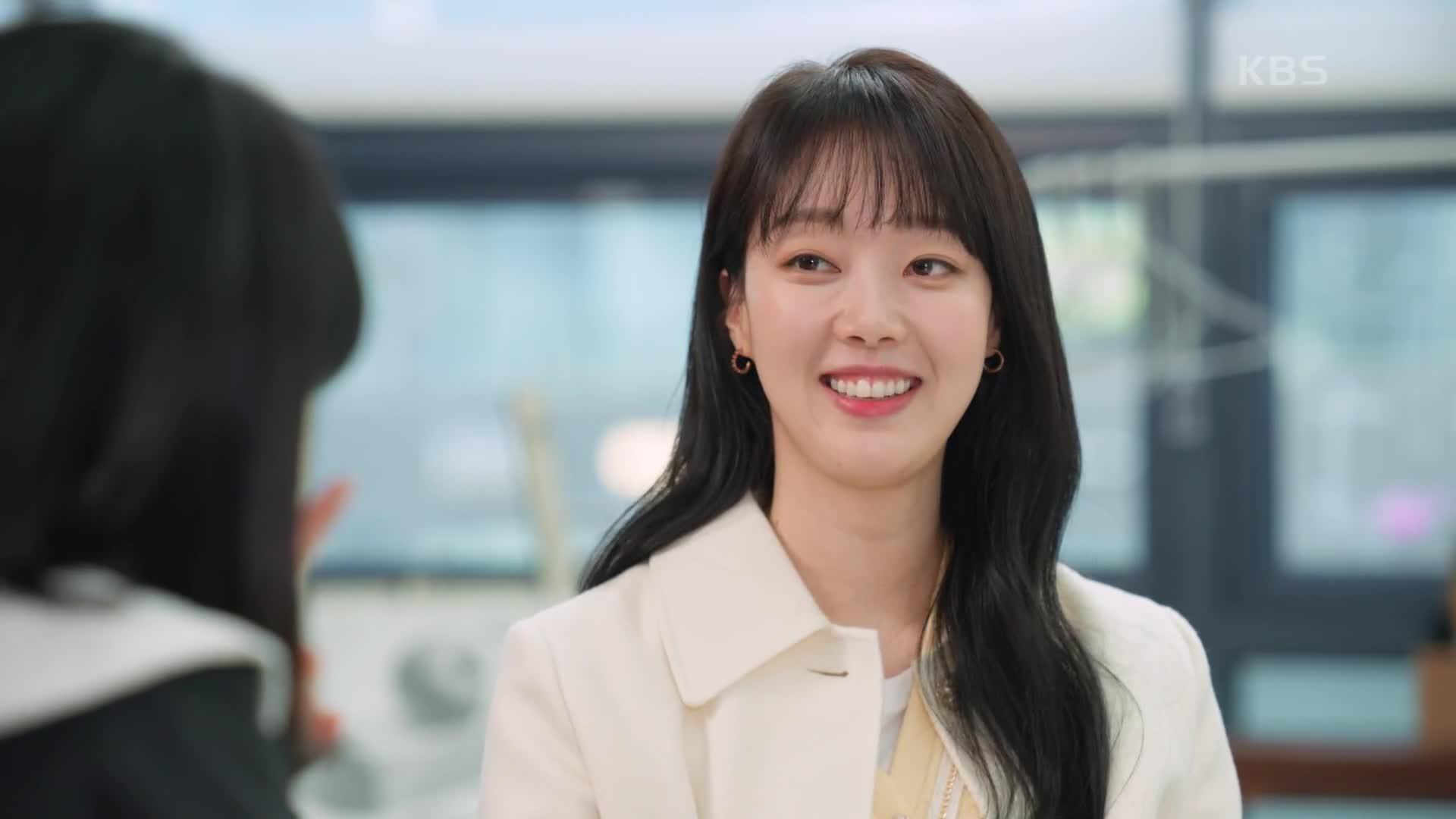 ＂비밀로 해주시면 안 돼요?＂ 윤다영에게 오늘 일을 비밀로 해달라고 부탁하는 김시은 | KBS 230405 방송 | ZUM TV