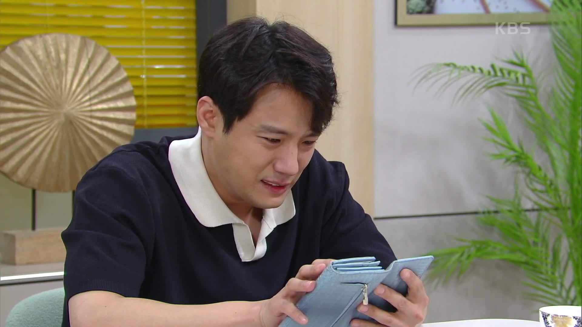 서준영은 반소영의 유서와 물품을 확인하고 오열한다 | KBS 230714 방송 | ZUM TV