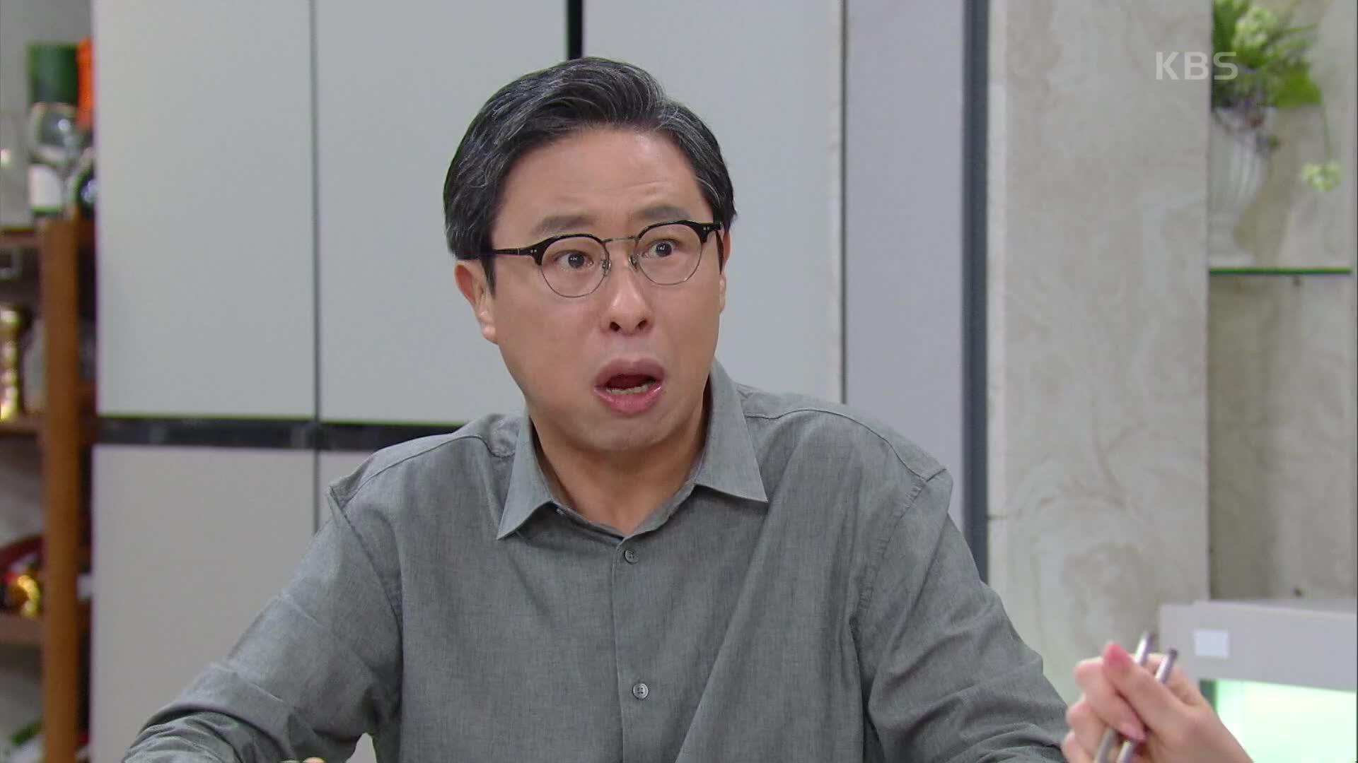 ＂알랭드롱!＂폭탄을 던지는 임나영 | KBS 231011 방송 | ZUM TV