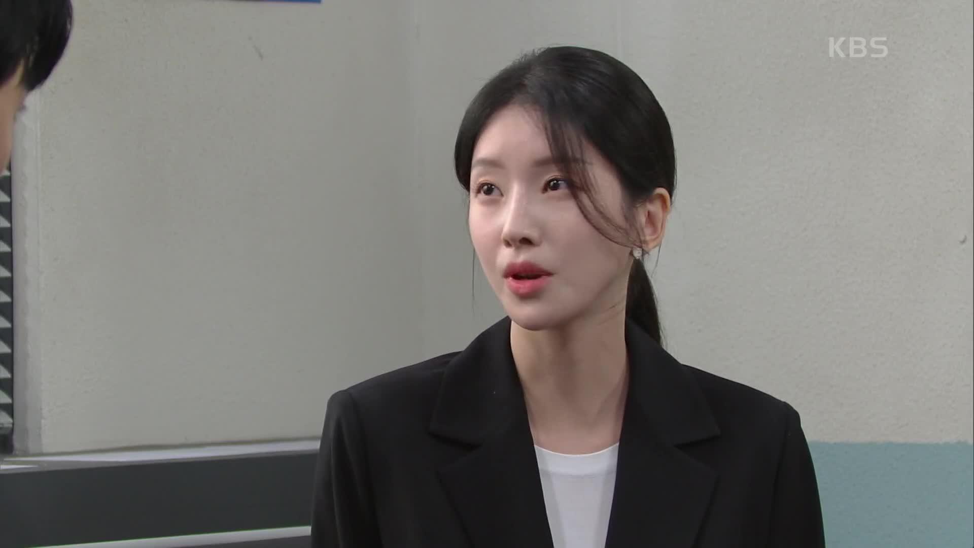 ＂뭐 좀 부탁할까 했는데...＂ 이효나는 강다빈에게 부탁할 일 없다고 장담한다 | KBS 231020 방송 | ZUM TV