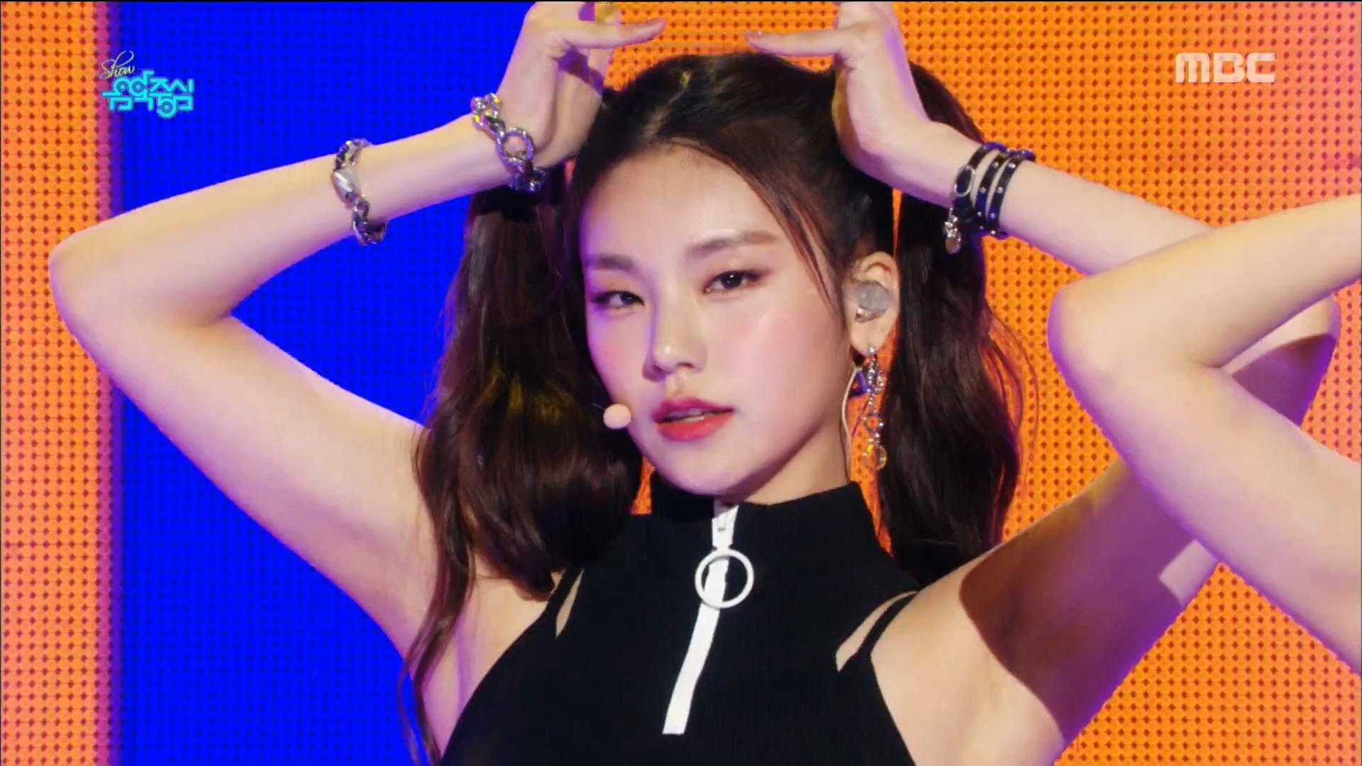 있지 - 달라달라(ITZY - DALLA DALLA) | ZUM TV