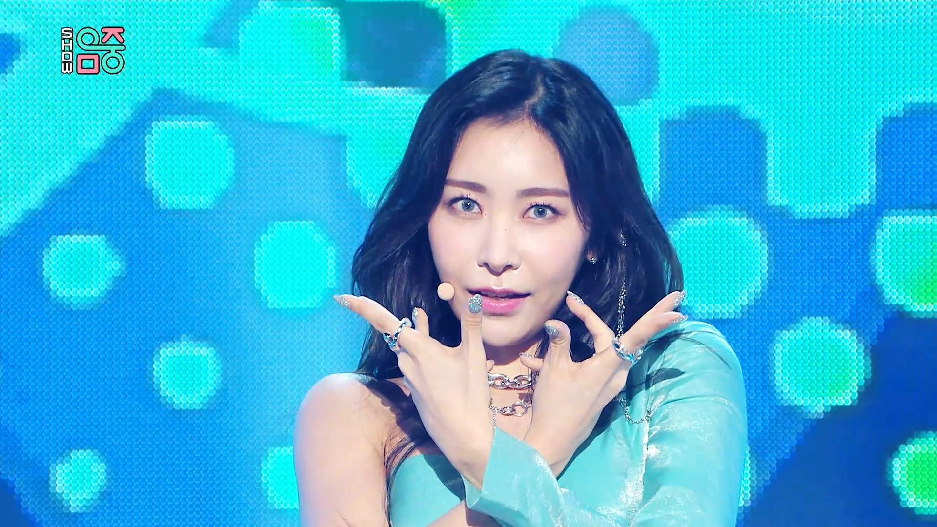 허찬미 -라이츠 (HUH CHAN MI -Lights) | ZUM TV