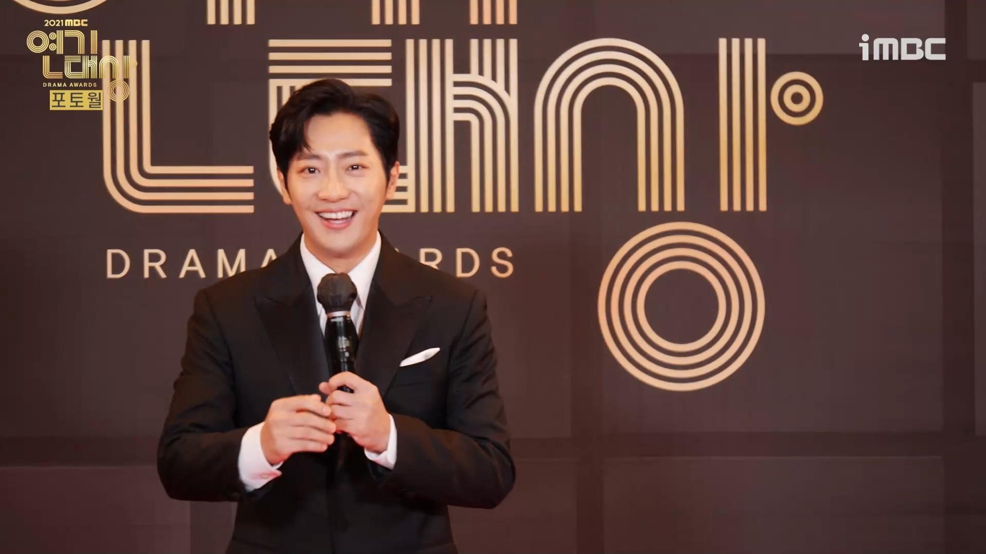 《포토월》 ＜미치지 않고서야＞ 이상엽 (한세권 役), MBC 211230 방송 | ZUM TV