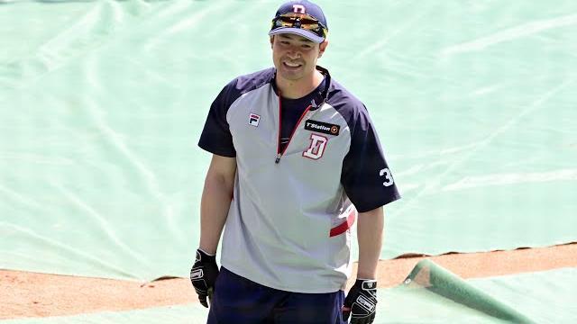 'MVP 4번 타자'의 화려한 부활...연습 타격서 '홈런 펑펑' #김재환 #두산베어스 #kbo #프로야구 | ZUM TV