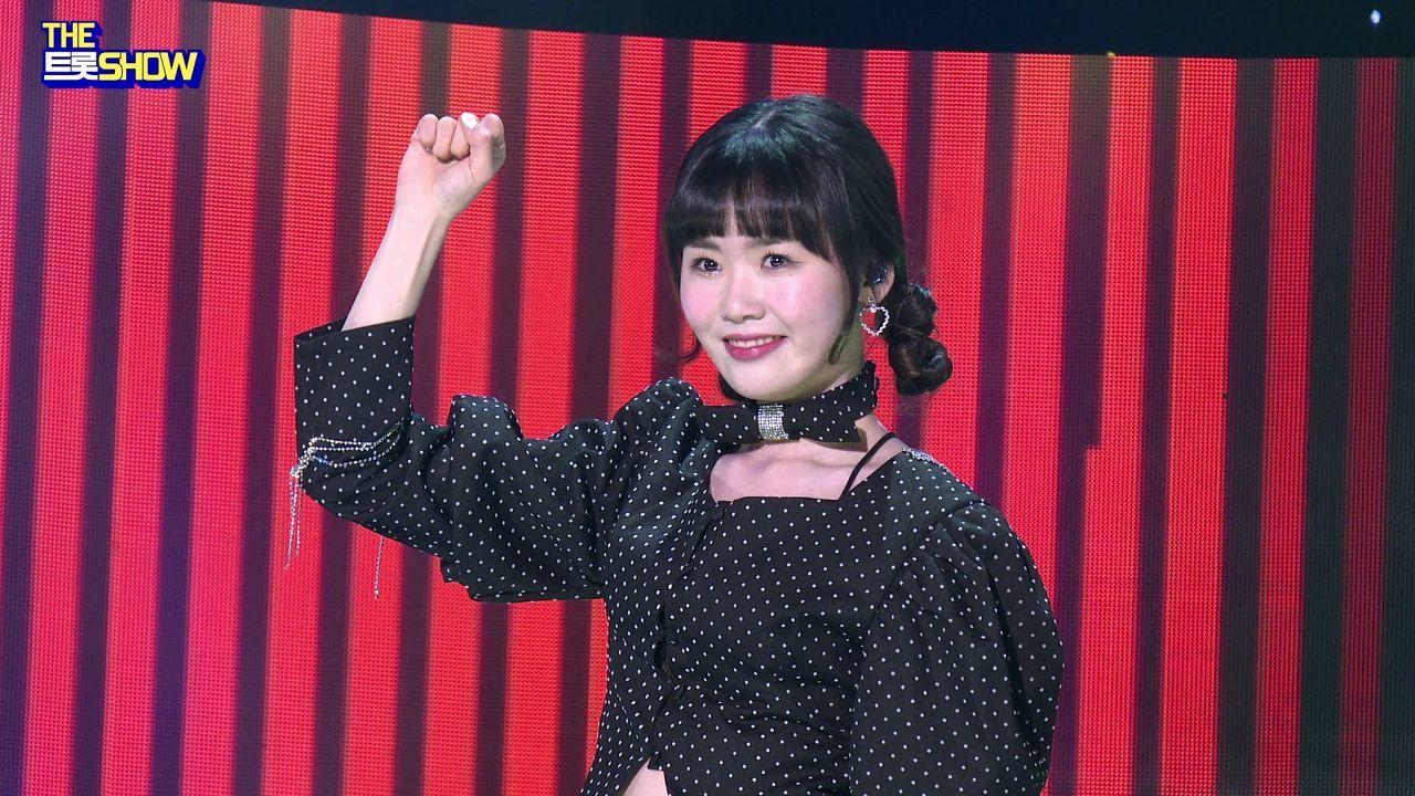 [직캠] 나영- 버스 | THE 트롯SHOW 220314 | ZUM TV