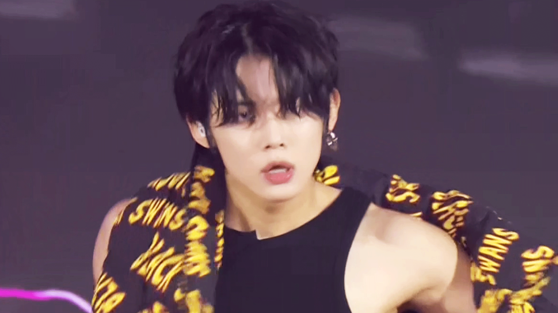 연준 (TXT), ＜ZOOM(제시)+SHUT DOWN(블랙핑크)+달려라 방탄(BTS)＞ | ZUM TV