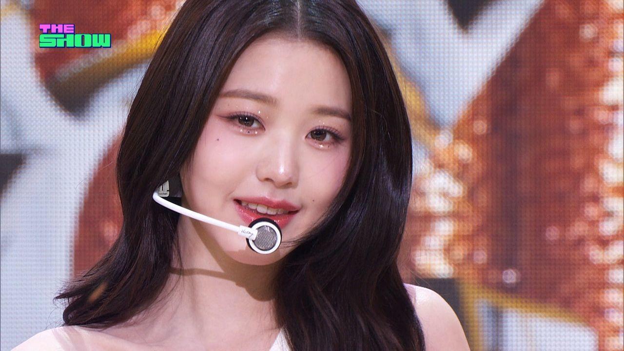 [Comeback] 가장 높은 곳에서 빛이 나는 화려한 존재감, IVE 'I AM' | ZUM TV